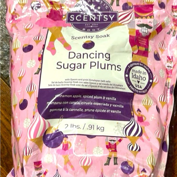 Scentsy | Bath | Scentsy Soak Dancing Sugar Plums | Poshmark
